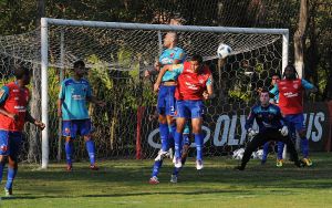 Rodrigo Alvim muda o visual após vitória - Flamengo