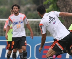 Atletas treinam no CT George Helal - Flamengo