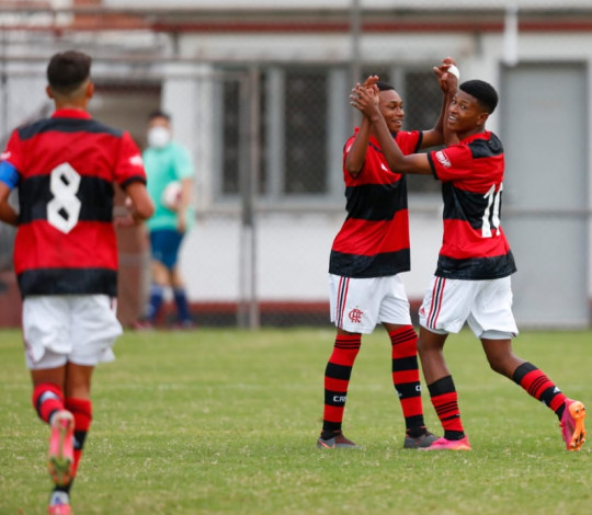 Mengão goleia o Volta Redonda por 5 a 0 na estreia da Copa Rio Sub-15 ...