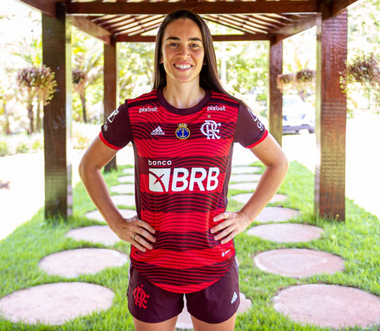 Agustina entra para a Seleção do Ano da América do Sul da IFFHS - Flamengo