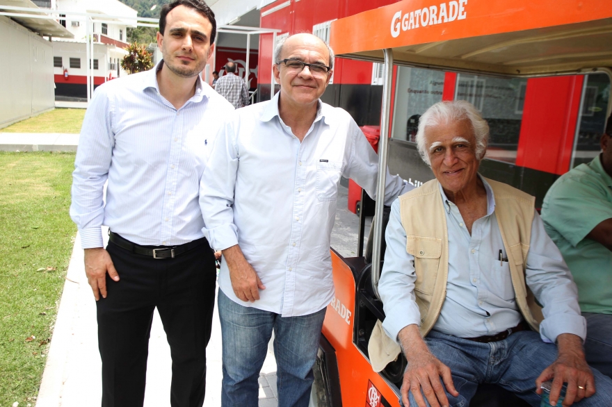 Ziraldo visita o CT George Helal - 14/10/2016 - Flamengo